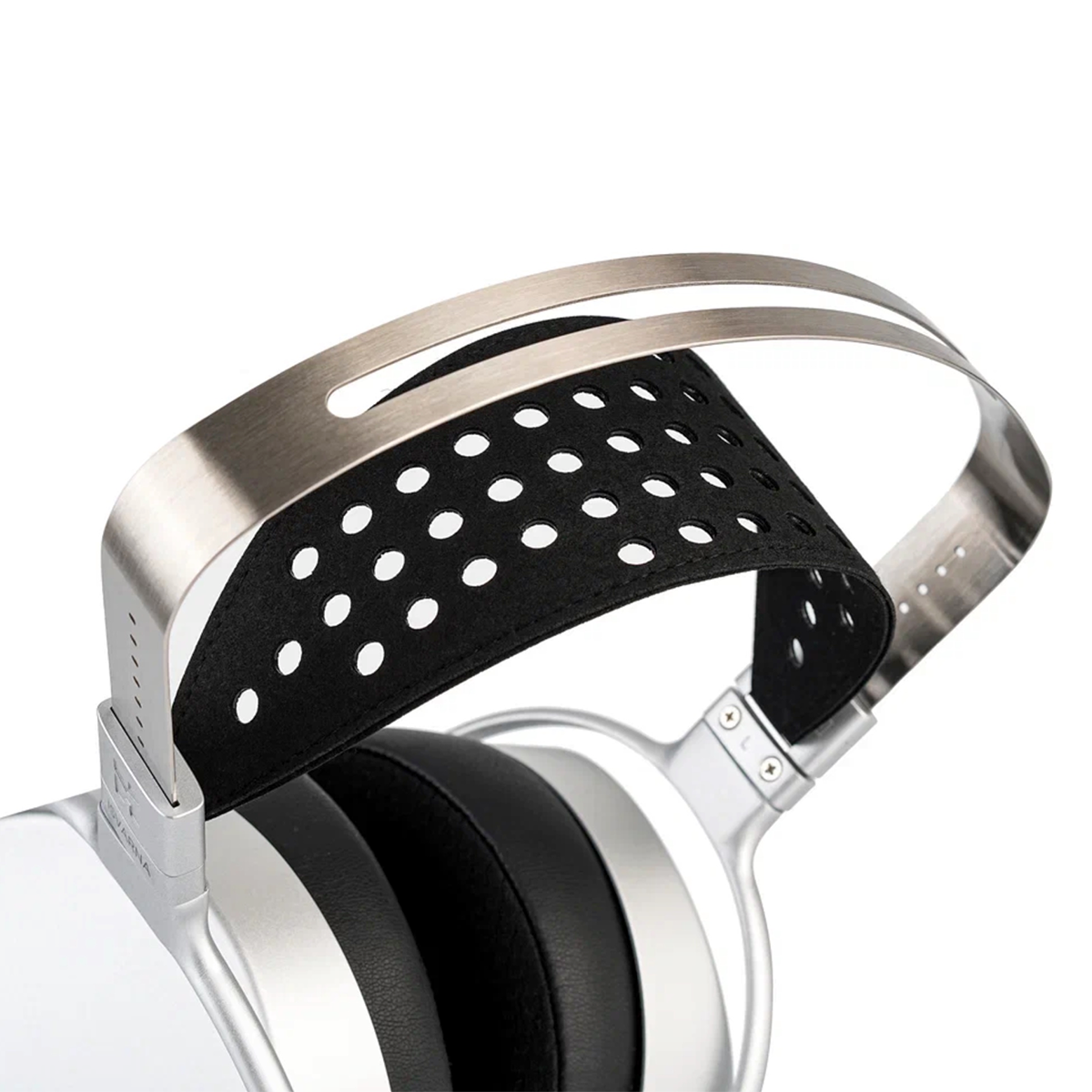 Hifiman Isvarna Closed-Back Planar Magnetic Headphones | Audio46
