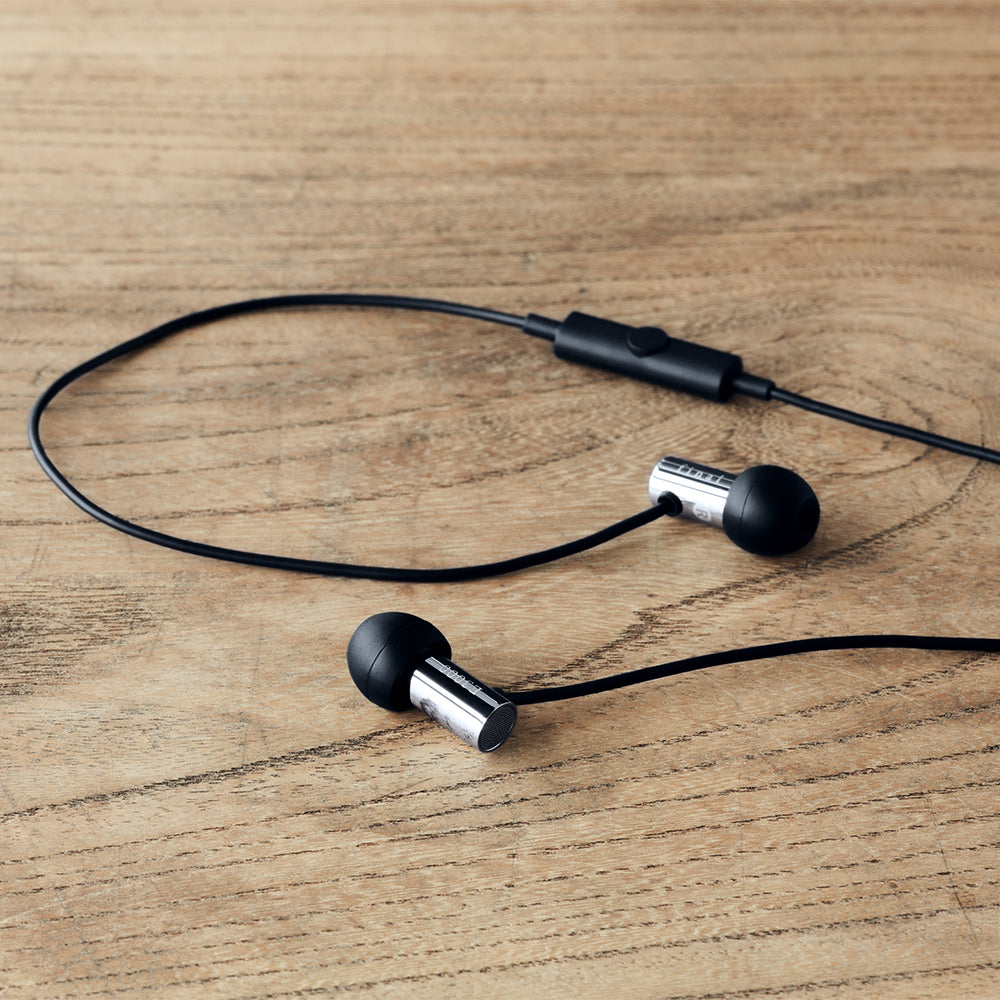 Final Audio E3000C Hi-Res Earphones With Microphone | Audio46